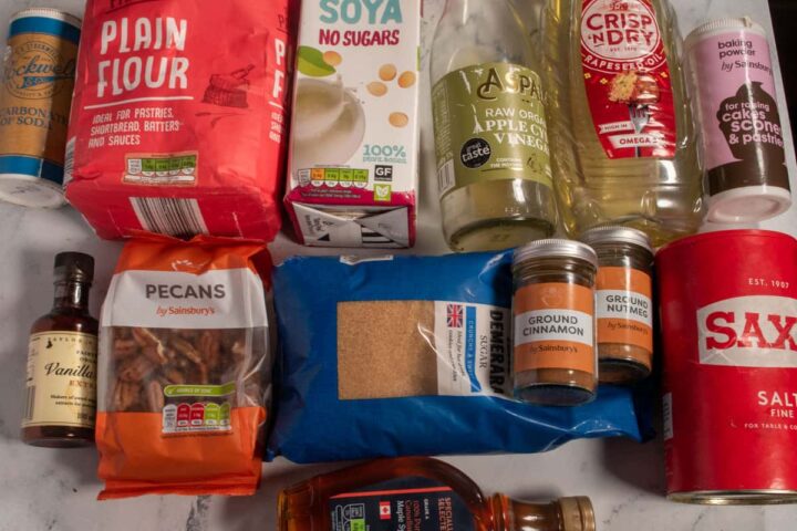 Easy Maple Pecan Cake (Vegan) - Vegan Treats Blogger